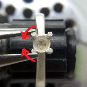 How To Set A Stone In A Claw (Prong) Setting - Haywoods Gems